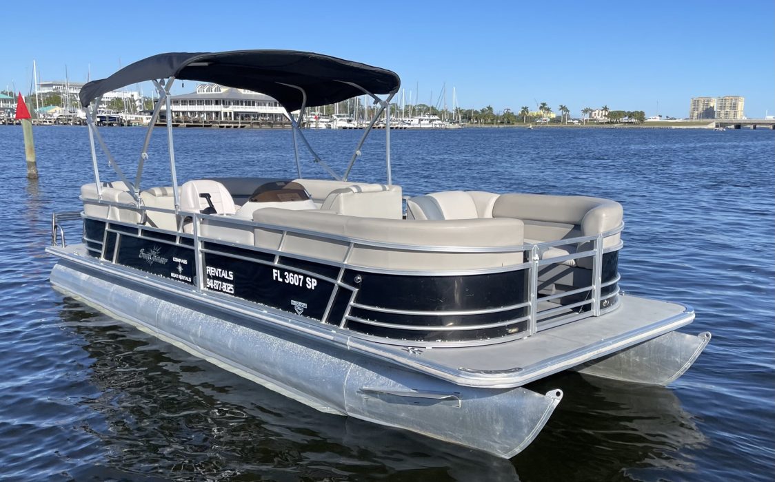Sunchaser Geneva Palmetto Boat Rentals FL | Compass Boat Rentals